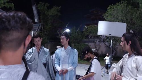 《陈情令》片场爆笑花絮!肖战王一博私下互动甜到齁,幕后欢乐全记录!
