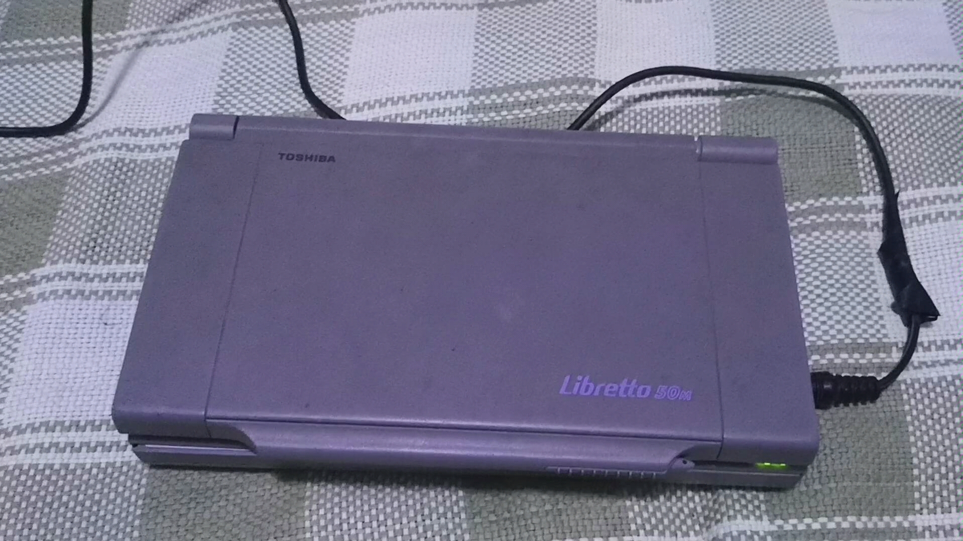 【开机测试】自己收藏的老电脑 东芝libretto 50m开机