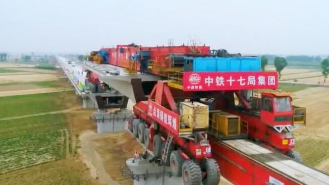中国耗资1200亿建造又一铁路工程,震撼世界的中国铁路里程碑!