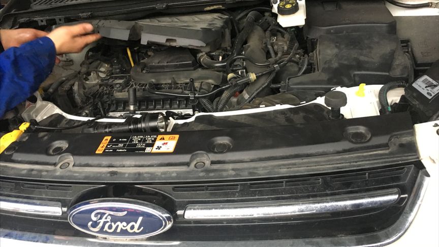 7万公里福特翼虎发动机噪音大异响,更换水泵后解决故障。