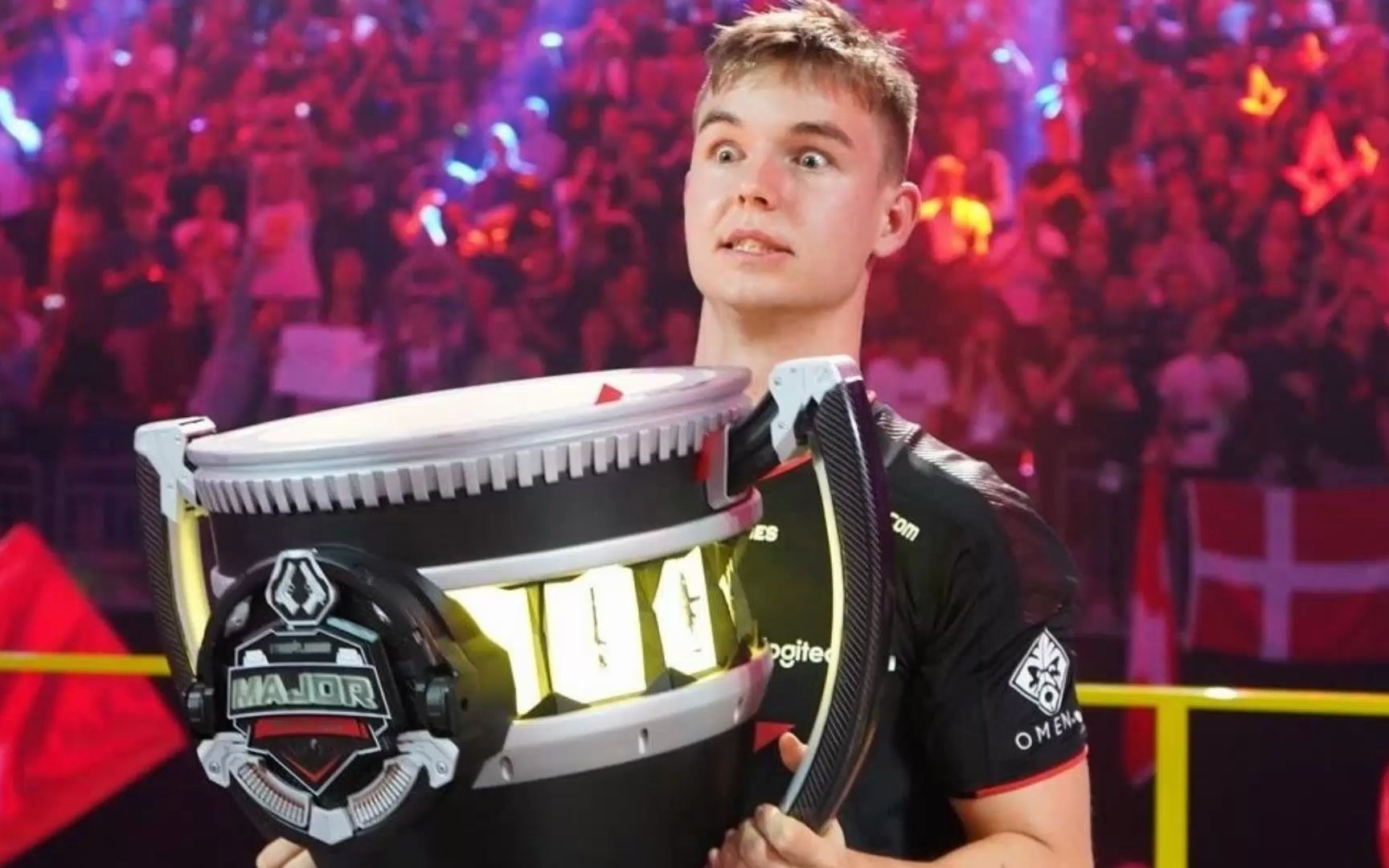 15秒内带你认识dev1ce