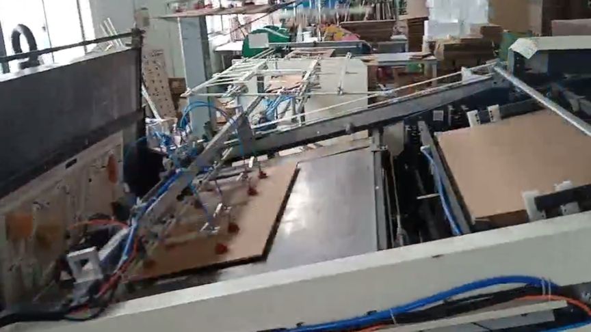 瓦楞纸箱模切机啤机长视频来咯!