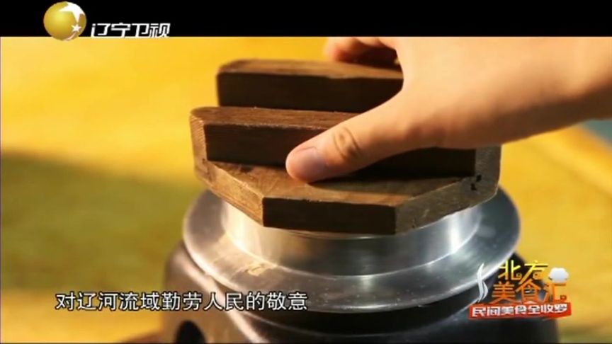 北方美食汇:稻田养蟹是一举两得的好办法,既养好了蟹又除了杂草