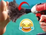 老外举办奇葩“忍笑比赛”,过程中花式挠痒痒,你能忍到第几关?