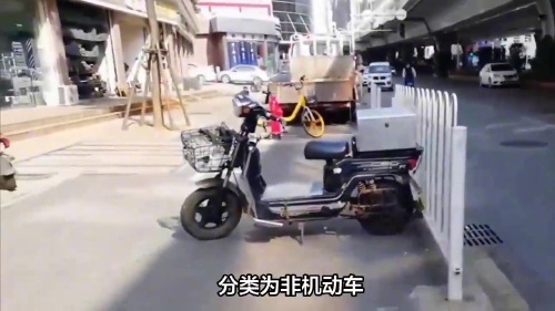 明确了!电动车、三、四轮车要驾照,60岁以上也都能考,一次说清