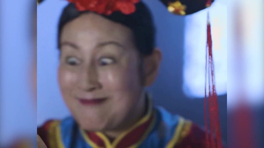 还珠格格:买茶叶蛋遇刺客,紫薇替乾隆挡刀,结局反转 哈哈!