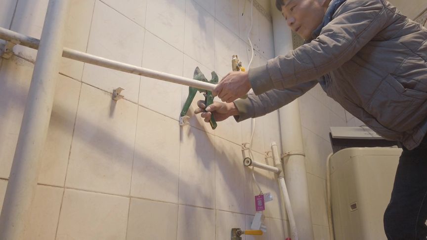 PPR三通焊接加热第一次管道流水,接着再进行第二次焊接会漏水吗