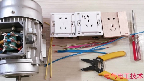 插座接线大揭秘,电工三年才懂的秘密!(1