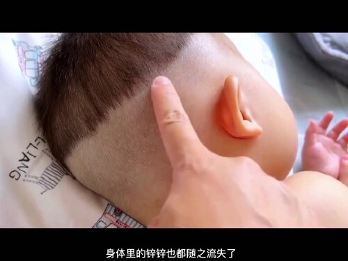 家里有出汗多不爱吃饭的一岁以上的你试试锌片就跟奶片一样好吃我家...