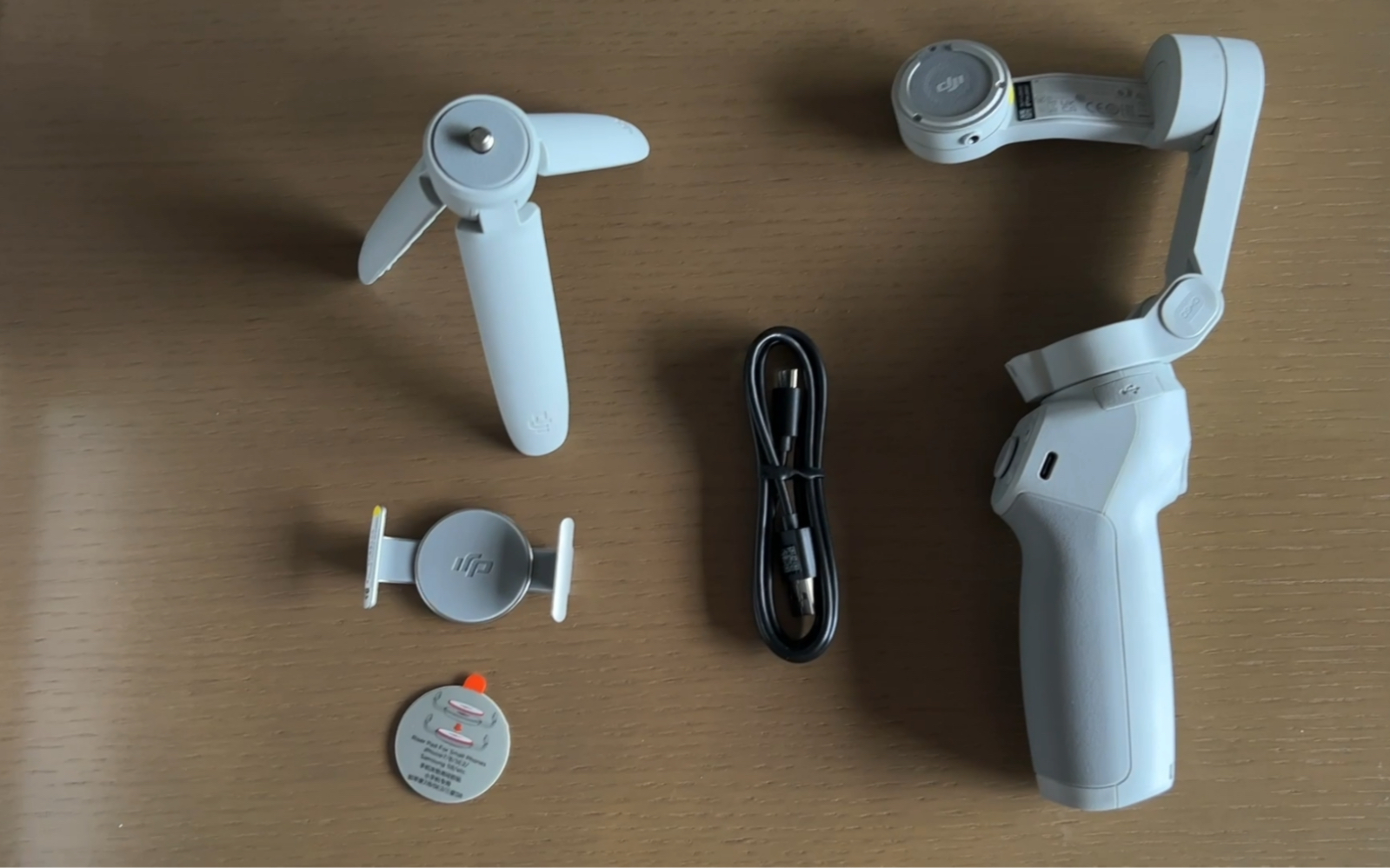 大疆手持云台 OSMO 4 开箱