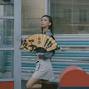 张茜新歌碎银几两 
