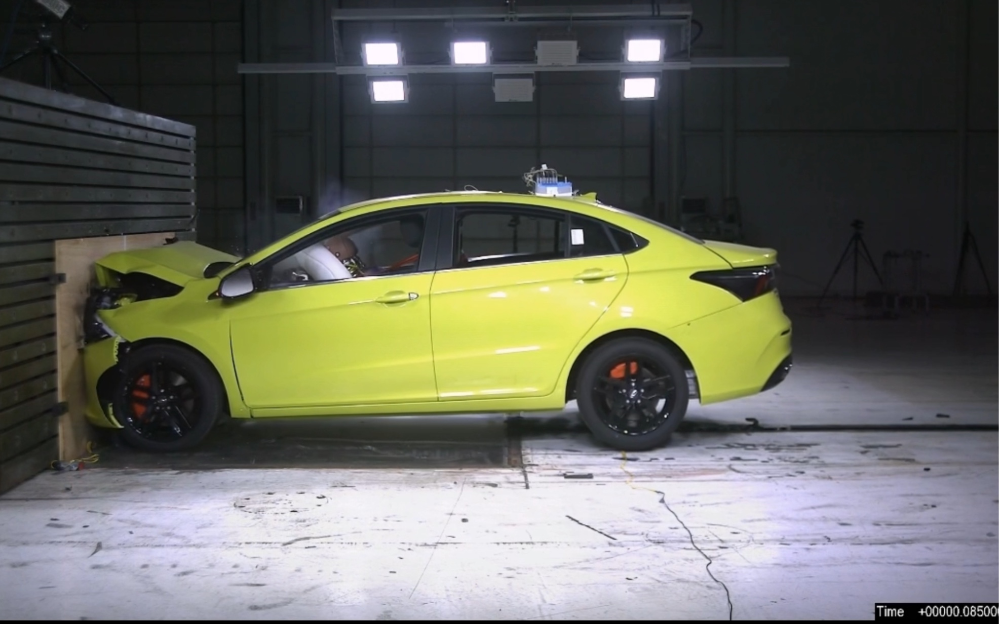 艾瑞泽5GT正面100%正面40%侧面碰撞测试全系标配6安全气囊 8月份...