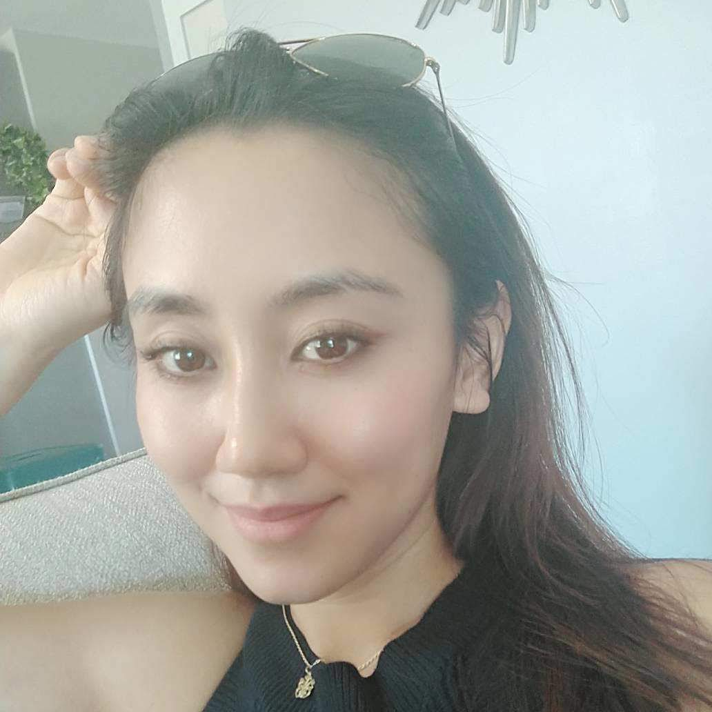 圈哥九爷和丹妮 