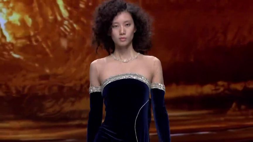 灯芯绒的材质，软滑又舒适，魅力十分！