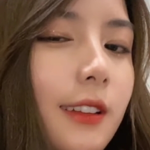 最美人间六玥天 