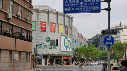 上海专一打针治疗痔疮的圣殿,夏医生的办公室--简朴,纯真!我称他为...