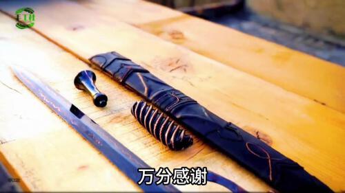 农村小伙竟然利用废弃的管钳,打造出一把堪称神兵利器的绝世宝剑