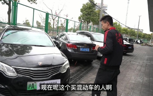 荣威混动变速箱的控制器损坏,技师只能手动维修,希望未来有改进!