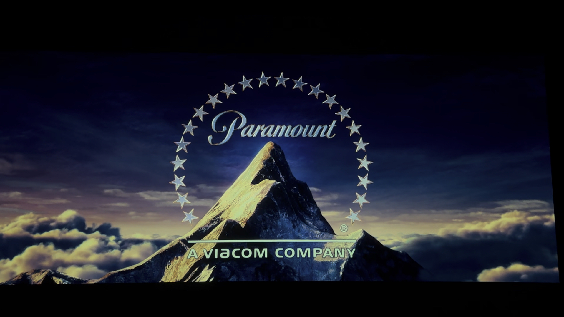 变形金刚3片头人声-磁性清晰,电影感十足