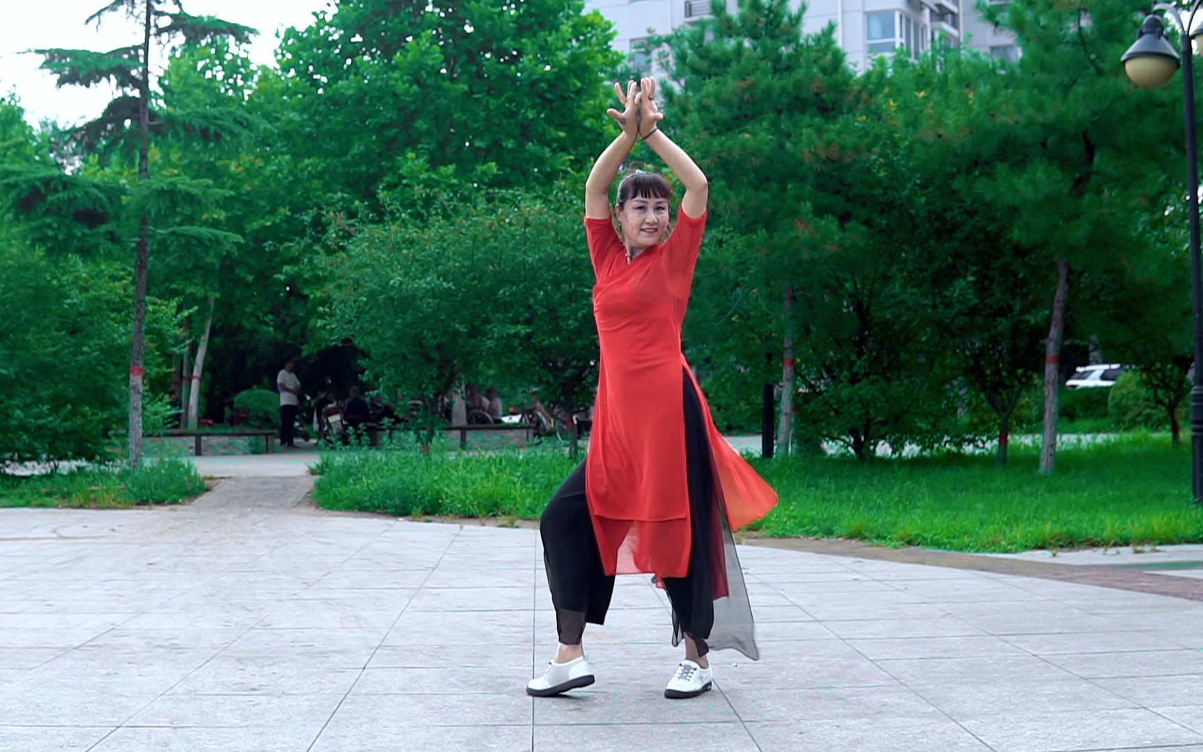 广场舞《水韵江南》歌柔舞美简单易学,适合大众学习