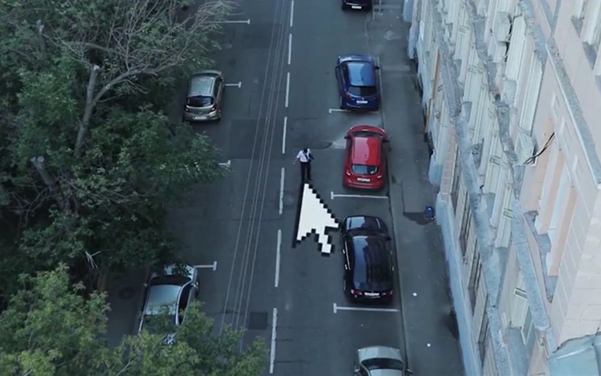 男人偶然间发现了鼠标的神奇用处,它到底能用来做哪些事?