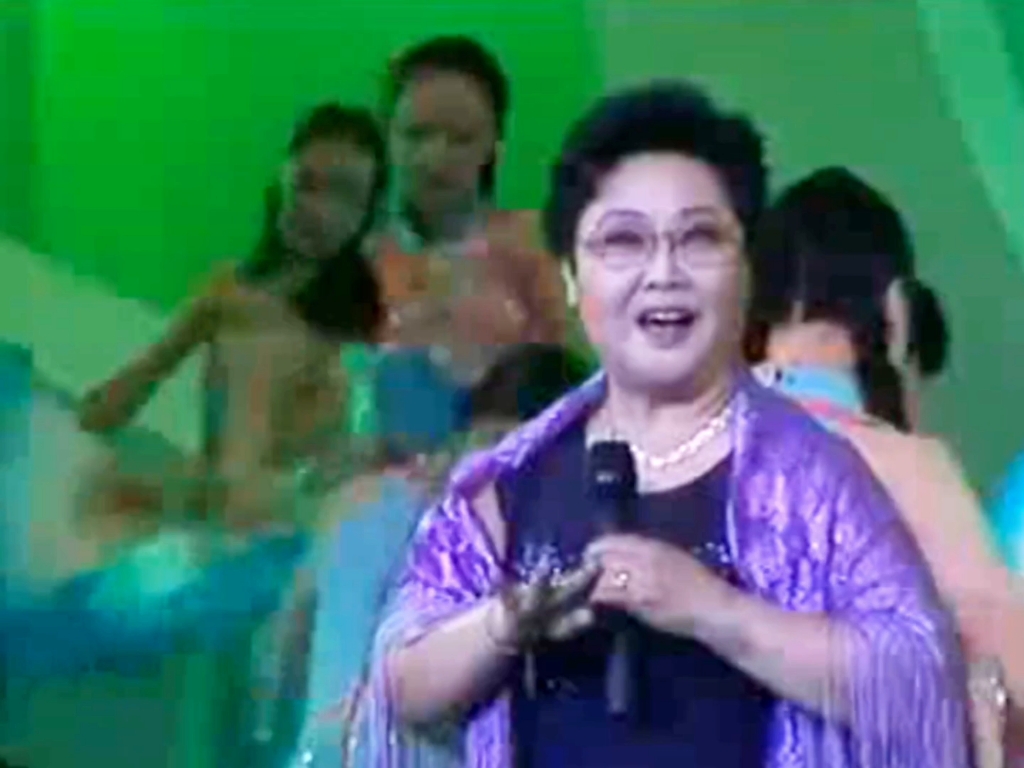 郭兰英老师演出视频实况演出,电影《上甘岭》插曲《我的祖国》
