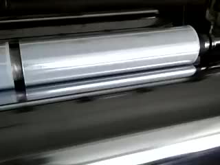 PE缠绕膜生产过程。