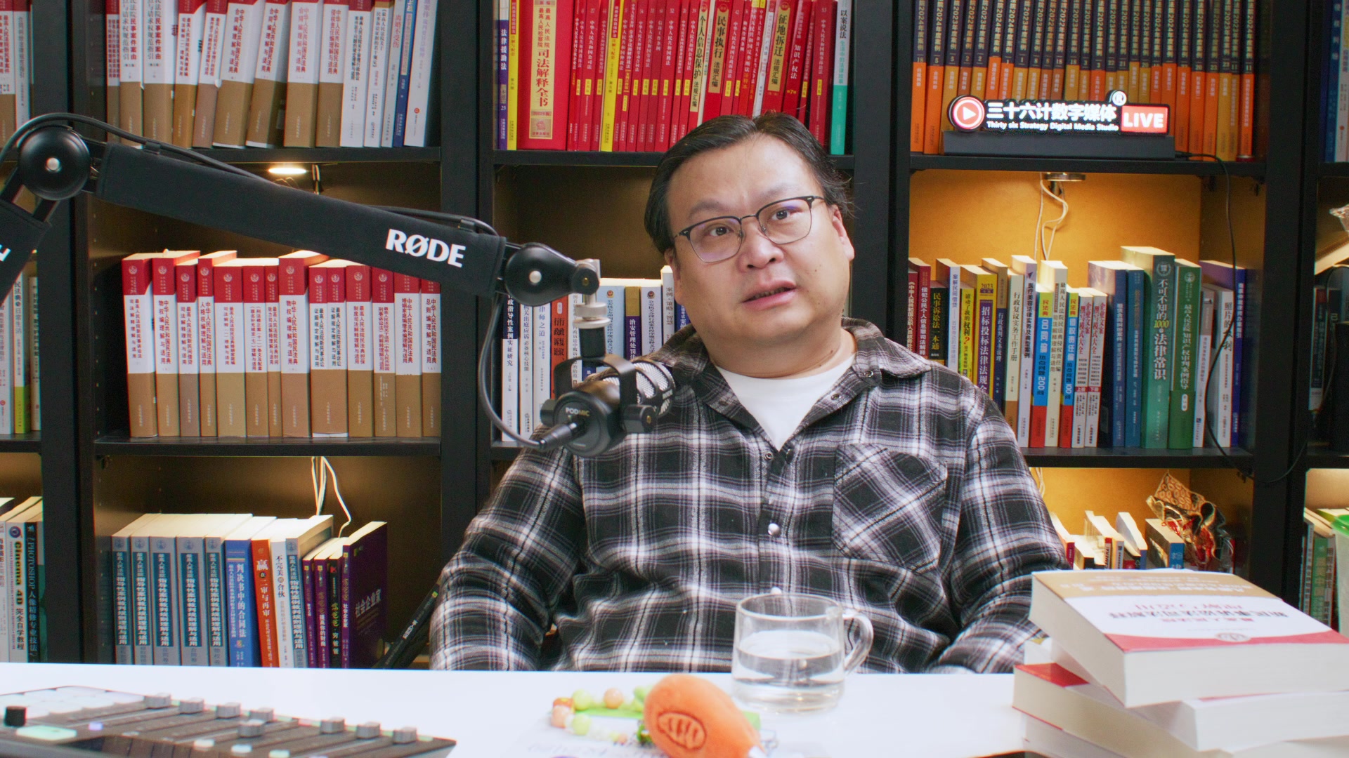 ...深入剖析业主在应诉过程中常见的误区。文章指出,业主往往在答辩时...