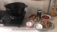 农村侄女揭秘纯手工阿胶糕制作,挂起的阿胶,核桃,大枣,黑芝麻,枸杞,看...