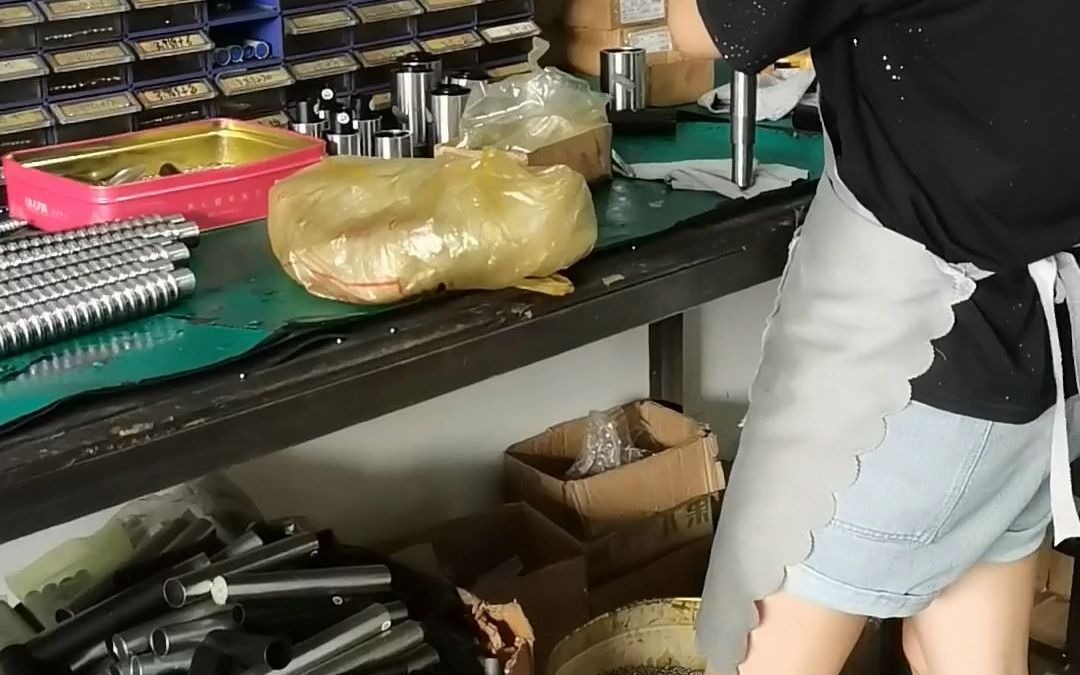 ...做,单价低的不做,款慢的不做!我都做,我不忘初心TBI滚珠丝杠加工厂家