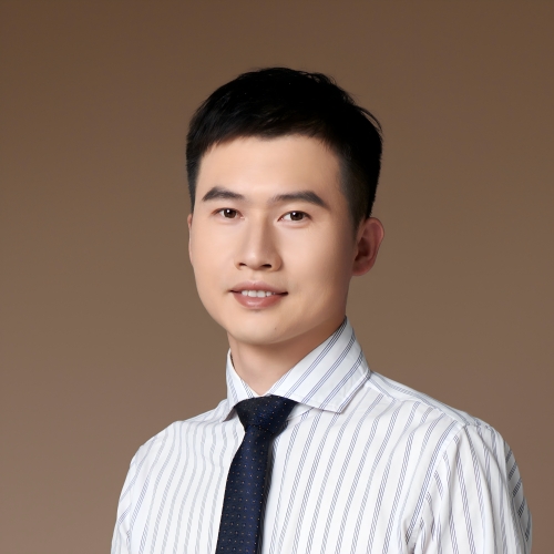 黄小龙挺有用 