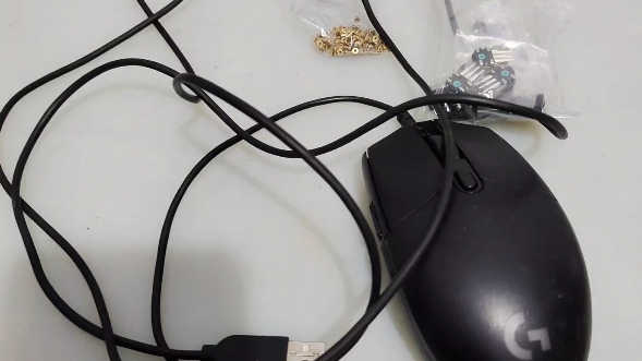 罗技g102更换编码器 改全插拔微动 欢迎咨询