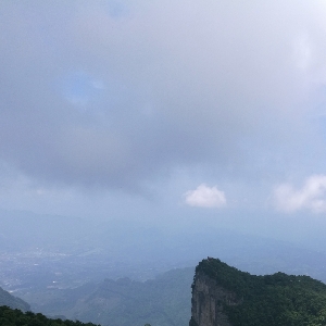 回眸已是半生 