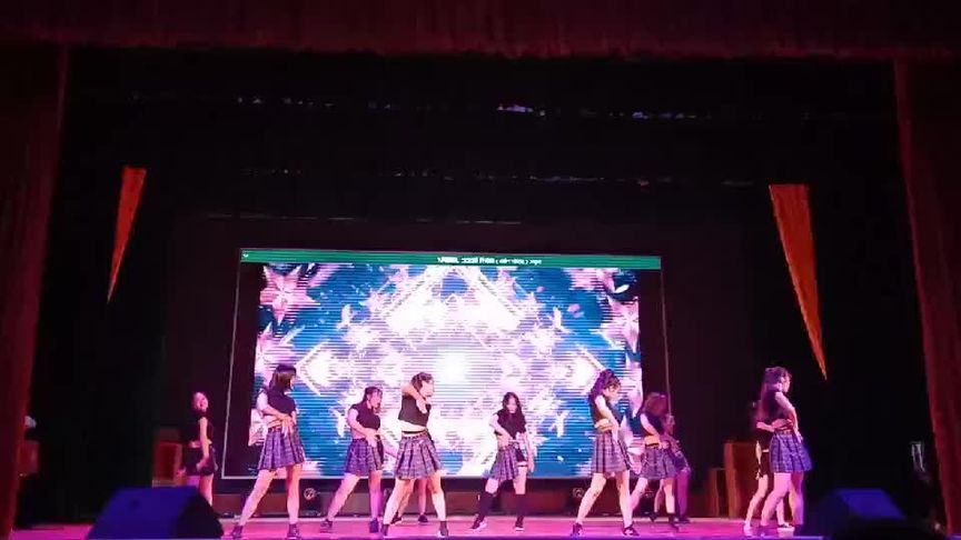 毕业晚会 舞蹈表演 满满的青春活力
