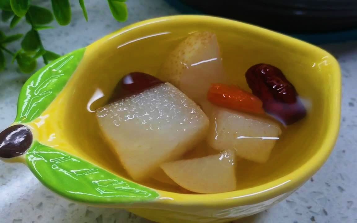 老冰糖雪梨汤正确做法,润肺止咳,清燥生津,专治咳嗽,果断收藏
