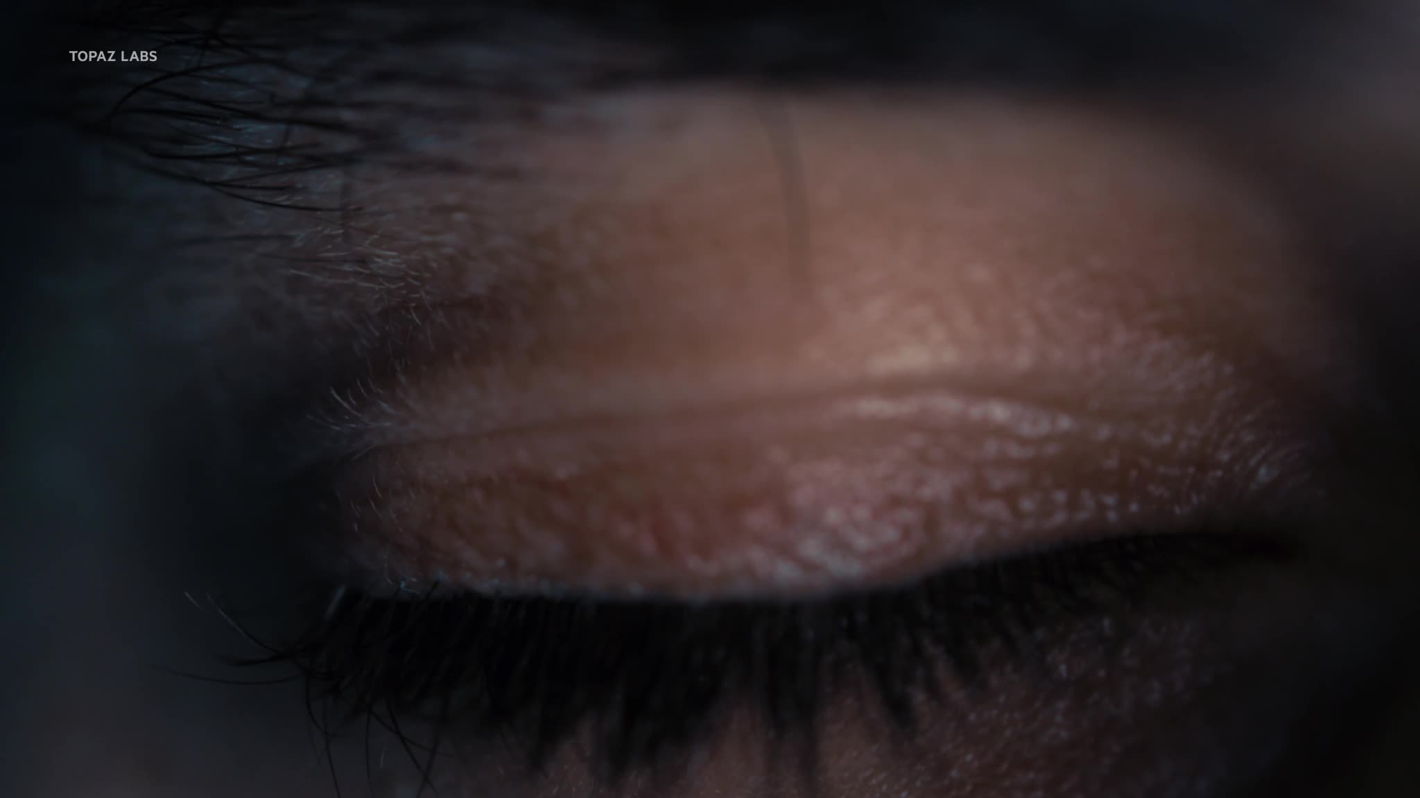 ...无损放大软件Topaz Video AI v4.0 发布!新的直接比较 UI、降噪模型...