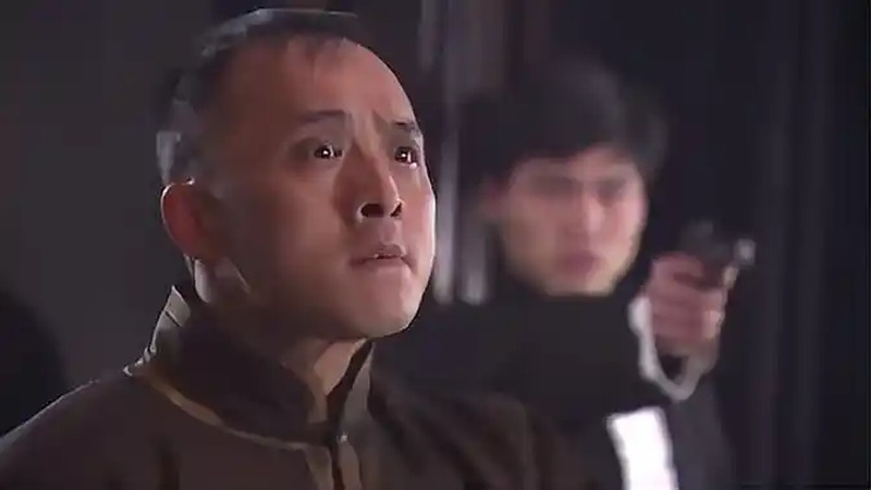 铁血刀锋:旗袍美女惨遭电刑,爆出底牌,鬼子将军立马乖乖放人