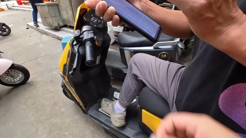 香港博主深圳买电动车全过程,终于上牌了!