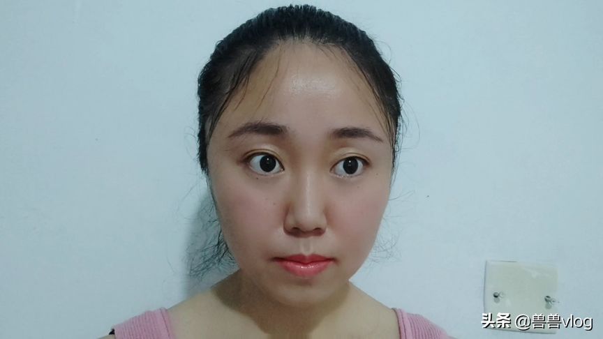 为什么现在有些人都爱玩手机看视频而不爱看电视呢?