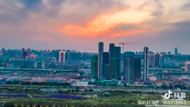 ...三卫收纳玄关、厨房、卧室三大场景收纳,模拟生活场景,精细划分柜体...