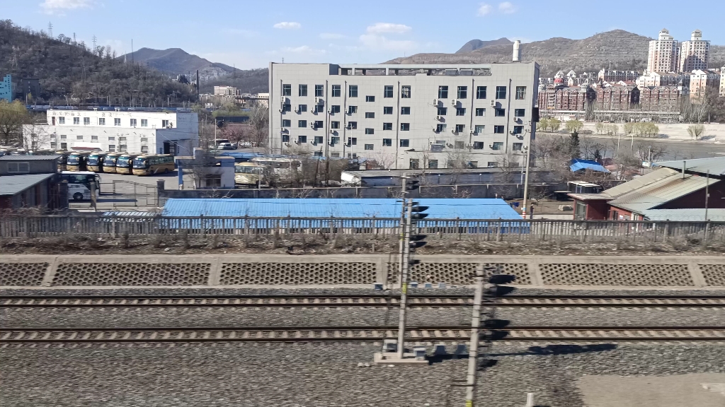 G3694次【丹东-北京朝阳】本溪站发车