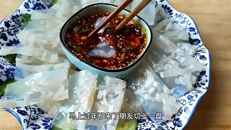 猪皮别扔!变身水晶皮冻Q弹爽口,胶原蛋白满满建议收藏