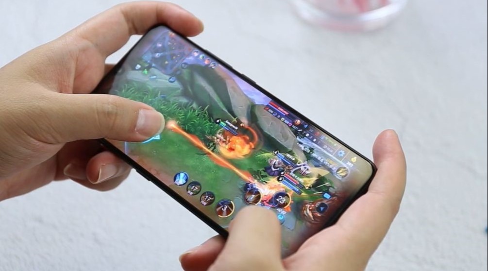 vivo X23安装1000个应用后,这运行速度跪了!