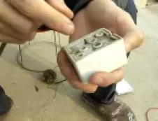 三孔10A的插座你见过吗?知道应用在哪里吗?如何接线的?