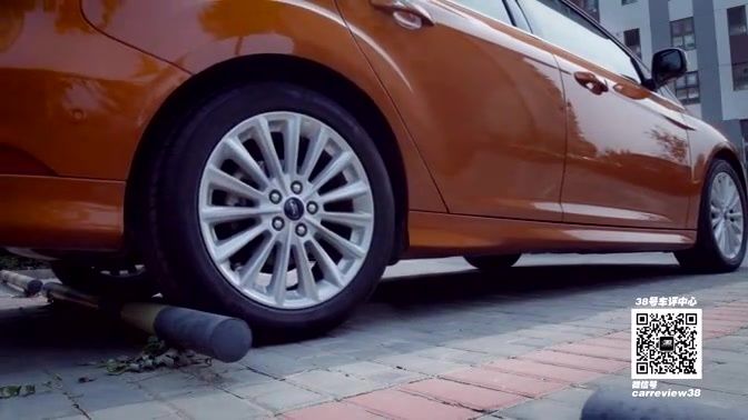 自动挡停车错误:倒车撞上防撞杆后,直接挂P挡,下次挂N档费劲