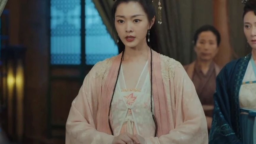 现代小说家灵魂穿越古代成敖婿