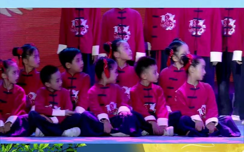 中秋节文艺汇演幼儿少儿口才情景朗诵表演《月圆中秋夜》