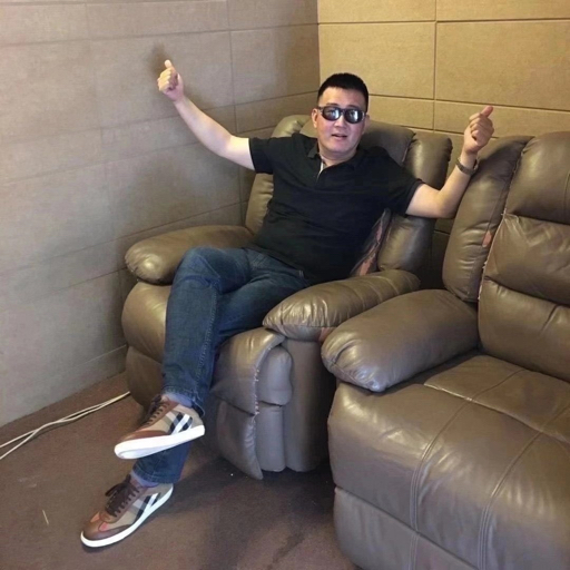 摆渡人于海青 