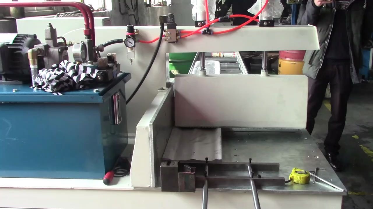 铝模板液压切割机-DS-C500型号单头铝合金型材锯切机-高效率