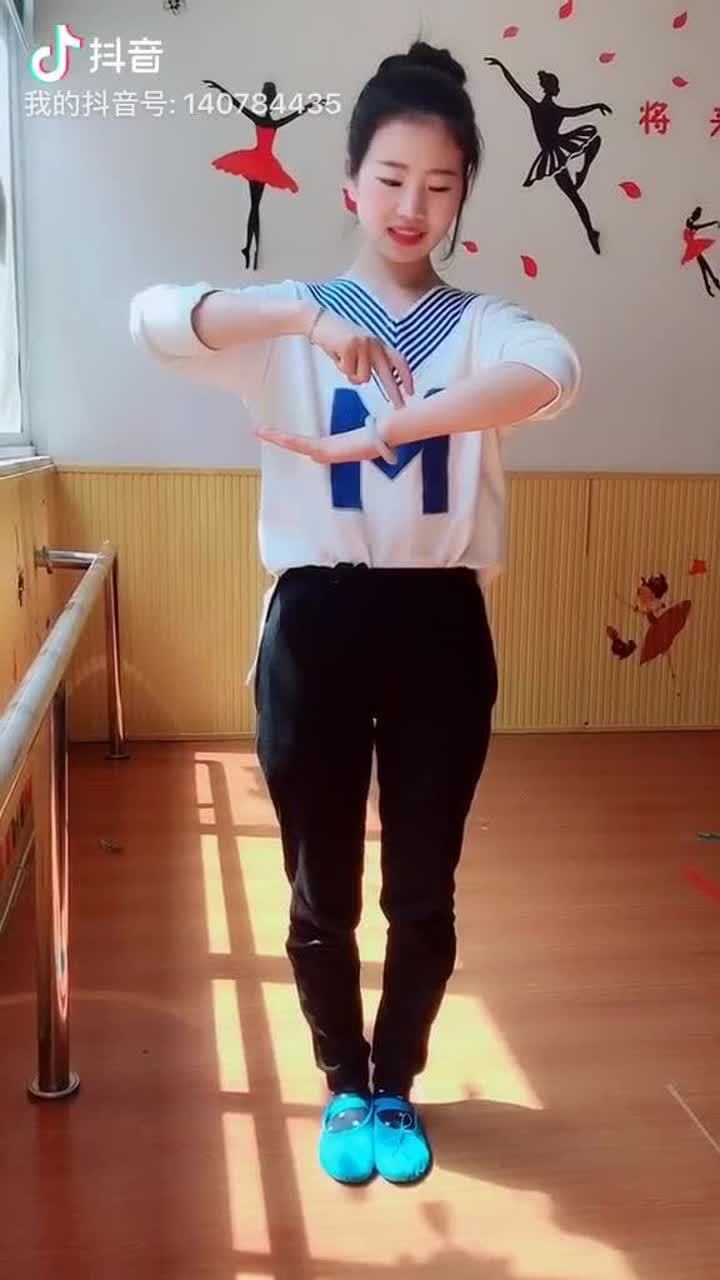 手语舞蹈 父爱如山~大家想要的亲爱的爸爸最好了一直在持续更新!